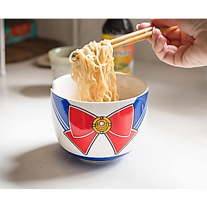 Sailor Moon Japanese Dinnerware Set | 16-Ounce Ramen Bowl, Chopsticks