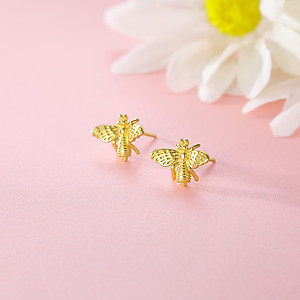 SLUYNZ 925 Sterling Silver Bee Earrings Studs for Women Teen Girls Cute Bumble Bee Earrings (Gold)