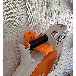 Universal Leaf Blower Wall Mount (compatible with Stihl electric blowers)