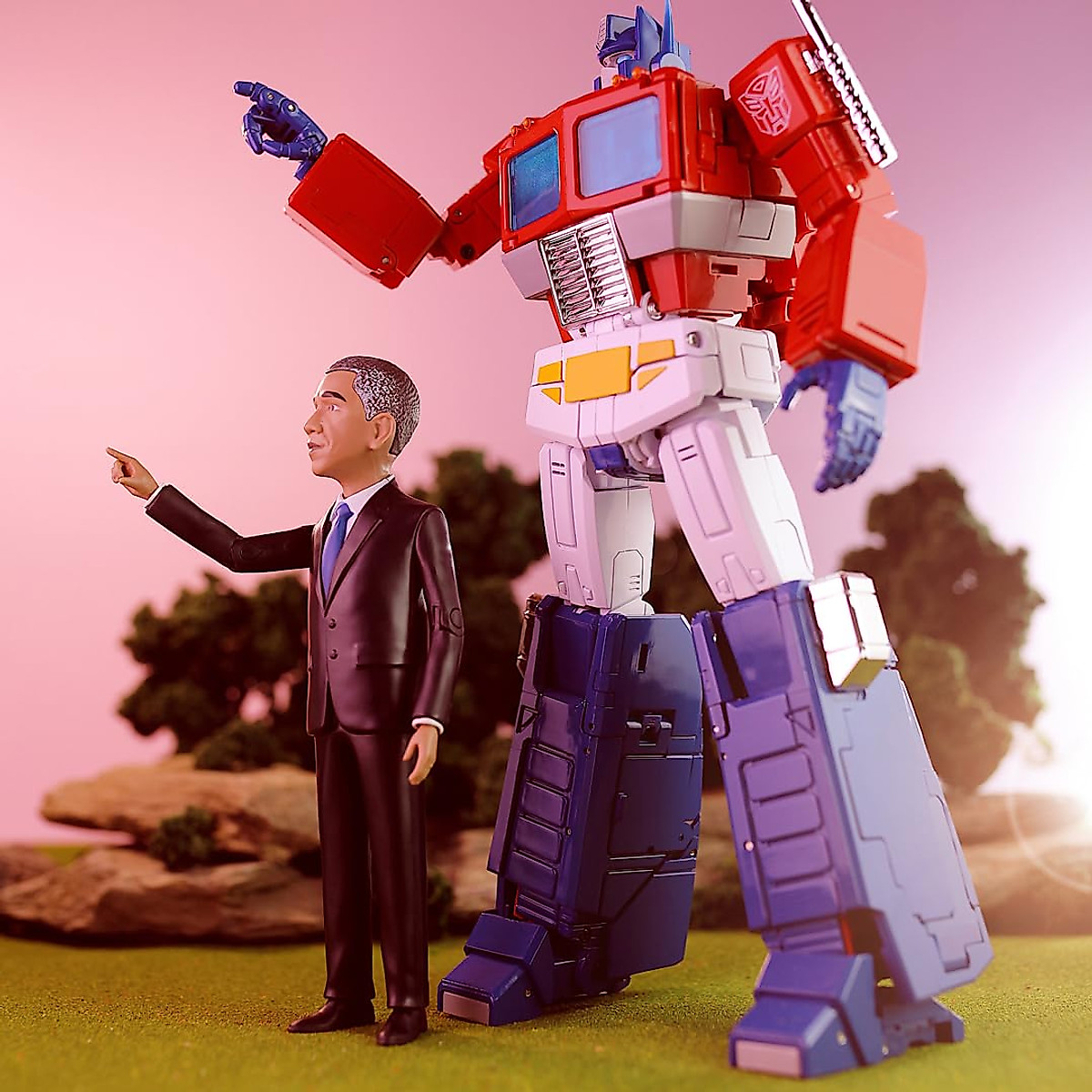 FCTRY Barack Obama Real Life Political Action Figure: Post-Presidency Barack Obama Collectible Figurine - Perfect for Collectors, Gag Gift, Funny Idea & Souvenirs