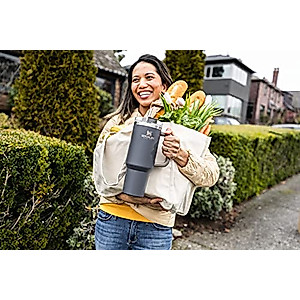 Stanley Adventure Quencher Travel Tumbler | 40 OZ (Coal)