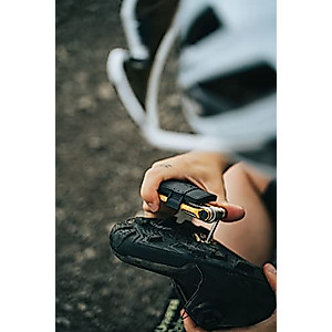 Crankbrothers Multi Tool M 17 Bike Tool - MTB Multi-Tool Gold - 17 bicycle tools (17 in 1 tool), ergonomic and lightweight