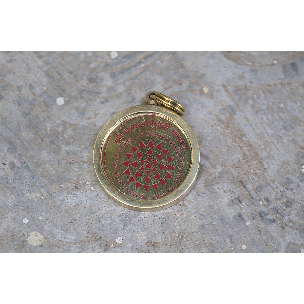 Jet Unique design BAGLAMUKHI Yantra Pendant Remove Negativity positive energy unisex Pendants Good look Pendant (Baglamukhi Yantra)