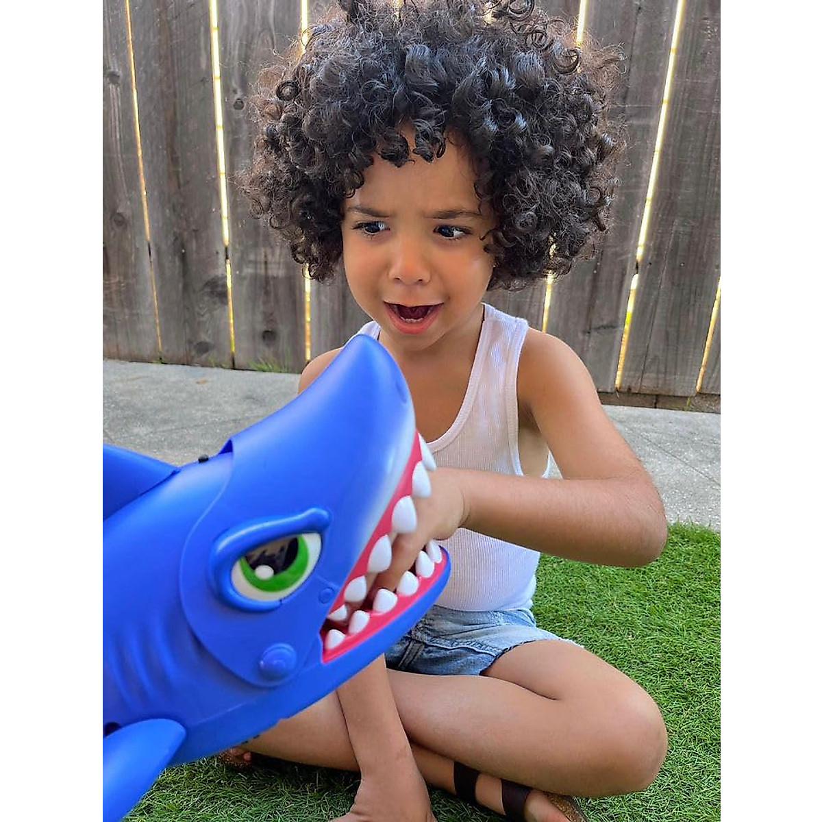 KIDDITOY Remote Control Shark Toy for Kids 3+ - Rechargeable RC Shark Robot with Realistic Biting Action, Interactive Gifts for Boys Ages 3-12, Stocking Stuffers, Birthday Gifts