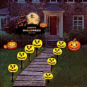 Set of 4 Halloween Pumpkin Lights, Halloween Decorations Outdoor 3D Solar jack-o-lantern, LED Halloween Pumpkin Street Lights Battery Powered for Outdoor Walkway Garden Yard Lighting Decorations