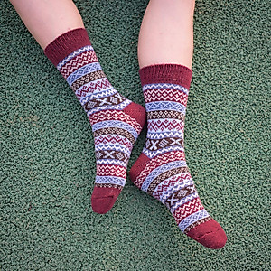 YQHMT Wool Socks for Women Gifts Winter Warm Thick Thermal Vintage Knit Soft Comfy Crew Socks Stocking Stuffers, Christmas Gifts