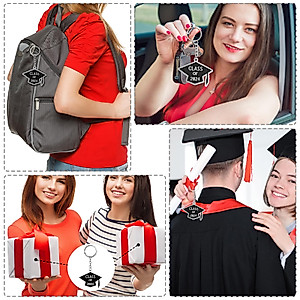 WILLBOND 20 Pieces Class of 2024 Graduation Keychains Rubber Key Chains Grad Cap(Black and White)