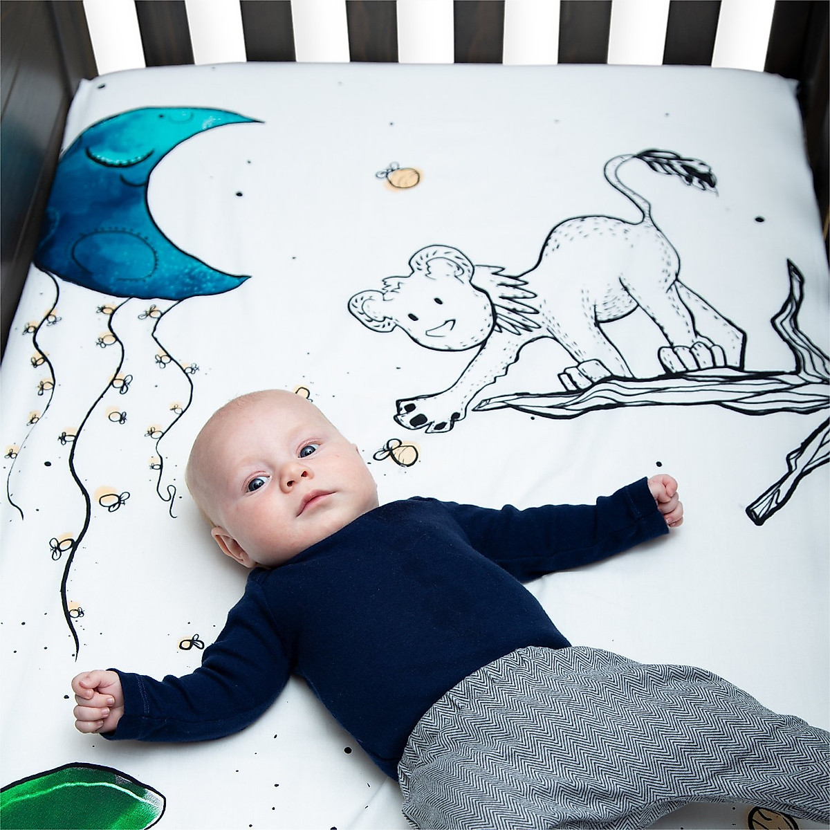 JumpOff Jo - Baby Bundle: Baby Crib Mattress Sheet & 24 Milestone Cards - Photoshoot Props, Soft Cotton Crib Sheets, Breathable, Fits Standard Crib, 28"x52", Liohearted