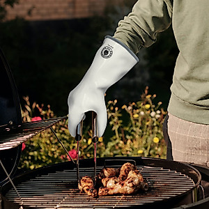 Silicone Oven Gloves, 932℉ Heat Resistant Oven Gloves with Fingers, Kitchen Oven Mitts Smoker Gloves for Barbecue, Baking, Grilling, Cooking, Food Grade, Waterproof (9)