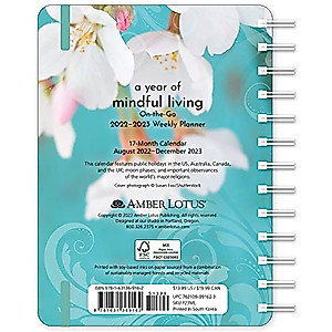 A Year of Mindful Living 2022 - 2023 On-the-Go Weekly Planner: 17-Month Calendar with Pocket (Aug 2022 - Dec 2023, 5" x 7" closed)
