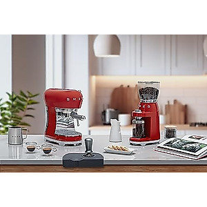 Smeg CGF01RDEU Electric Coffee Grinder with a Power of 150 W CGF01RDEU-red, Plastic, red