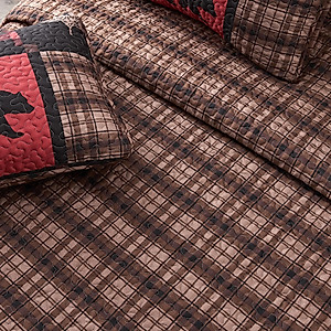 Great Bay Home Lodge Bedspread King Size Quilt with 2 Shams. Cabin 3-Piece Reversible All Season Quilt Set. Rustic Quilt Coverlet Bed Set. Stonehurst Collection. (Red/Black)