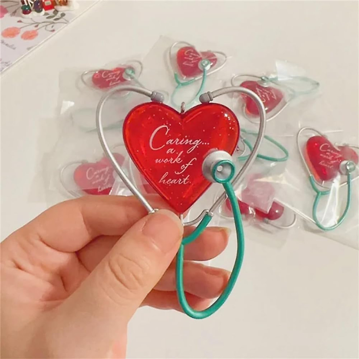Hlsicnalm 2PCS Heart Pendant Decoration, Heart Stethoscope Caring, Heart Stethoscope Decoration Love Christmas Pendant Gift