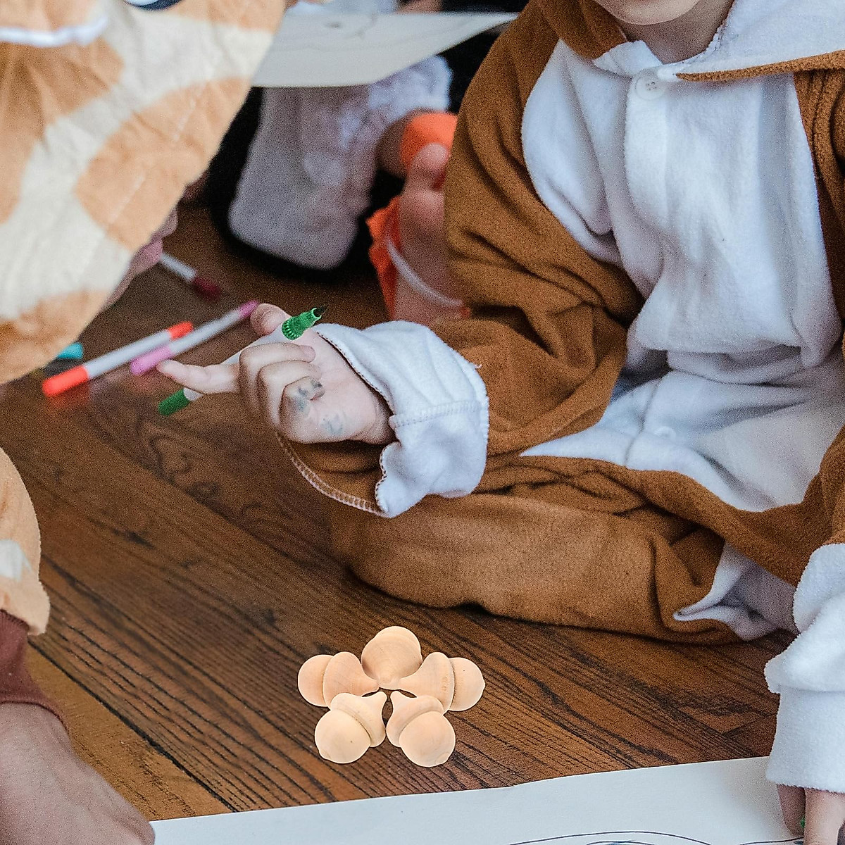 Healifty Unfinished Wood Acorn DIY Natural Wooden Acorn for Arts and Crafts for Children Kid Graffiti Rustic Wedding Party Decorations 30pcs