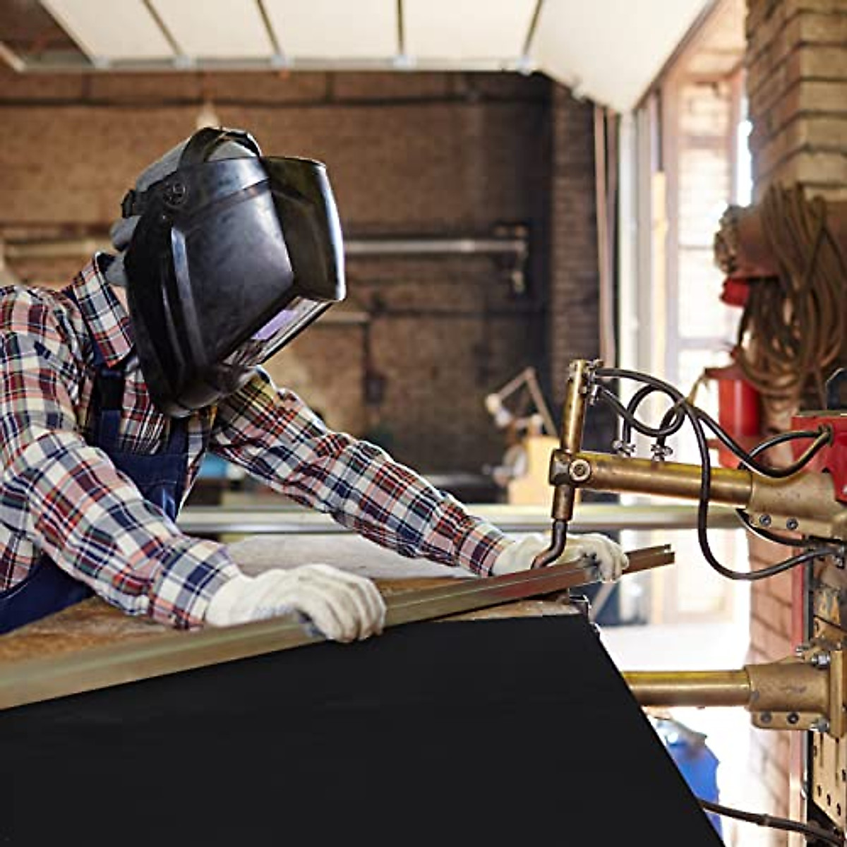 Housoutil Material Felt Cloth Fire Blanket Welding Blanket for Smoker Welding Table Welding Cloth Fabric Medium Insulated Welding Blanket Fiberglass Blanket Heavy Fireproof Cloth