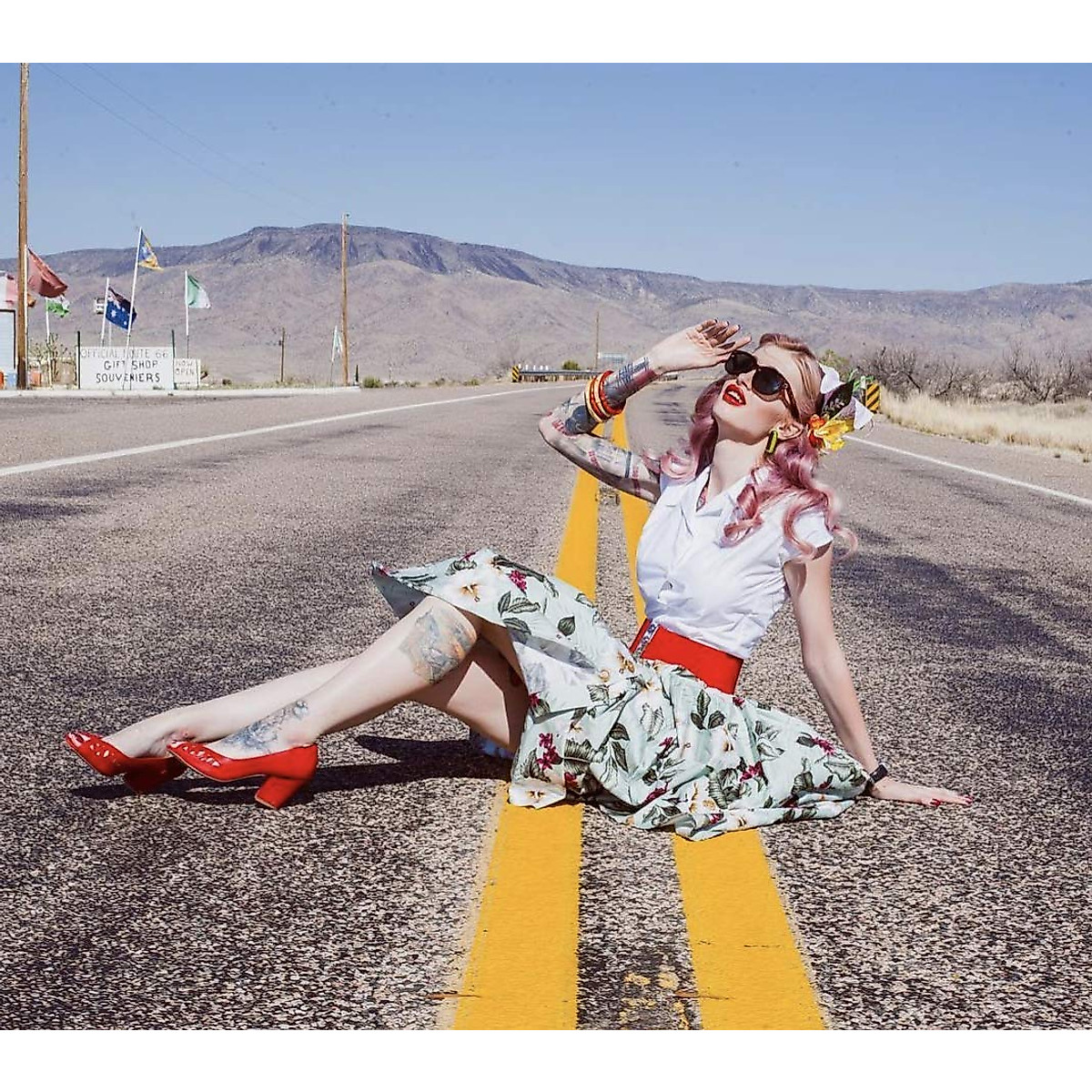 Utopiat Audrey Style Sunglasses for Women | Tortoiseshell | Retro Cat-Eye Sunglasses for Women | UV-400 Protection | Stress-Free Wearing | Anti-Allergy | Inspired By Breakfast at Tiffany's