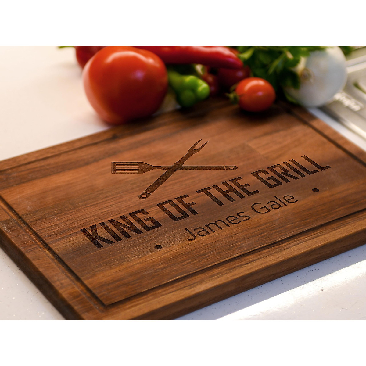 King of the Grill, Cutting Board, Personalized Cutting Boards for Men and Dad, Fathers Day, Dad's Birthday, Christmas Gift, Custom Cooking Gift, BBQ Gifts, Kitchen Gift, With Apron and Display Stand