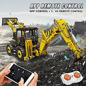 Mould King 17036 Excavator and Bulldozer 2 in 1, RC Bulldozer Building Set for Boys, APP Remote Control Truck Construction Vehicles Model with Motors, Gift Toy for Kids, 2239 Pieces