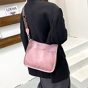 Vegan Leather Crossbody Bag Leopard Crossbody Purse Bags for Women Medium Size (Pink)