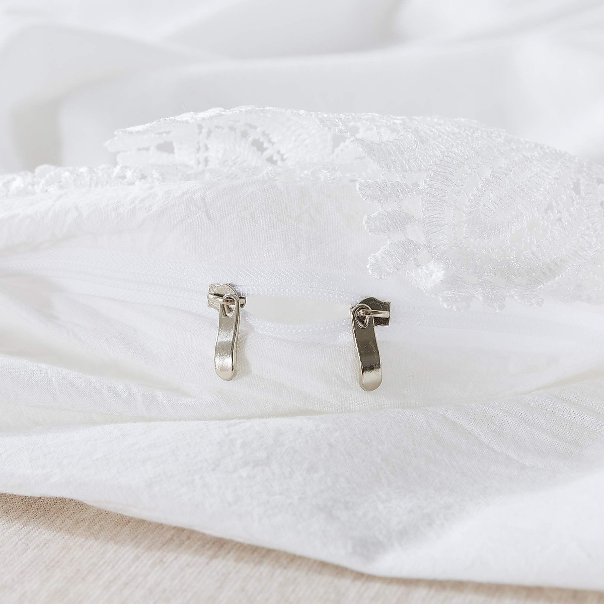 Softta Boho King Size White Lace Bedding Collection Ruffled Vintage 3pc Duvet Cover Set 100% Wahed Cotton Princess Grils Bedding Sets