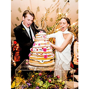 MRAPPY Wedding Cake Topper - Wooden Bride& Groom Embrace And Kiss Cake Decoration, Engagement Cake Smash Decor