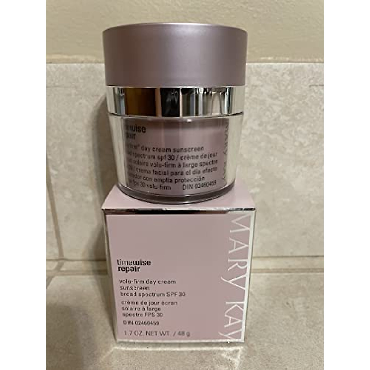 Mary Kay TimeWise Repair Volu-Firm Day Cream Sunscreen Broad Spectrum SPF 30 1.7 oz.