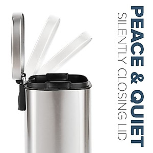 Farberware Kitchen Step On Trash Can, 30 Liter (7.9 Gal) Metal Garbage Bin, Soft-Closing Lid, Fingerprint & Smudge-Resistant, Removable Inner Bucket, Rigid Steel Pedal, Stainless Steel