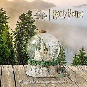Enesco - 6004342 Wizarding World of Harry Potter Hogwarts Castle Water Globe, 7.1", Multicolor