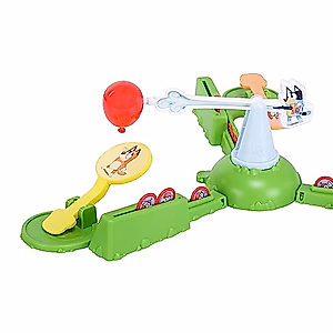 Bluey Keepy Uppy Game. Help, Bingo, and Chilli Keep The Motorized Balloon in The Air with The Character Paddles for 2-3 Players. Ages 4+
