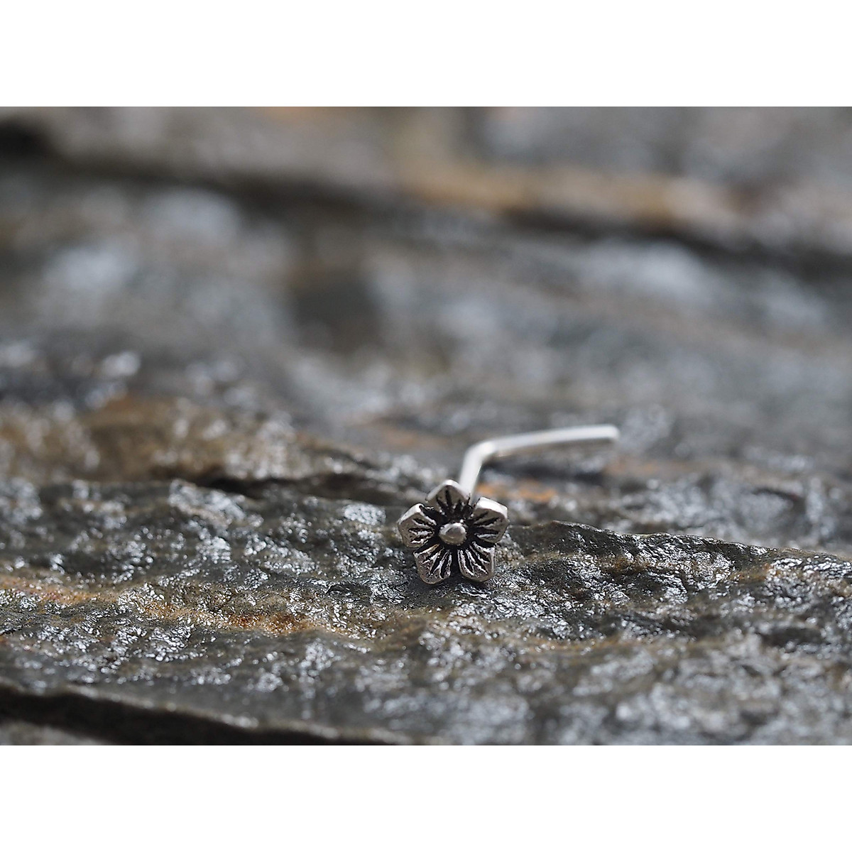 18,20 gauge Cherry Blossom Flower Nose Stud,Flower Nose Stud sterling silver/nose screw, Body Piercing Jewelry, Silver Nose ring (18g L Bend)