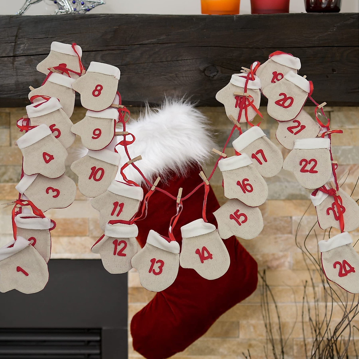 Winter Mitten Christmas Coundown Holiday Garland, Cute Home Decor Christmas Activities for Kids, Style May Vary