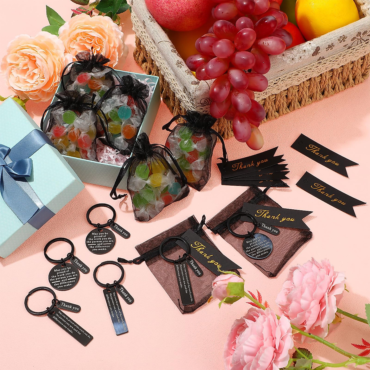 Yinkin 300 Pcs Christmas Employee Appreciation Gift Thank You Keychain Bulk Gifts for Coworker 100 Inspirational Staff Appreciation Keychain 100 Organza Bags 100 Cards for Teacher Nurse Team(Black)