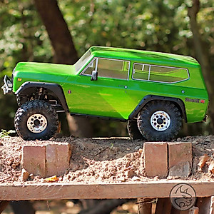 Redcat Racing Gen8 V2 International Scout II 1/10 Scale Rock Crawler Scale Truck, Green, GEN8-V2-GREEN
