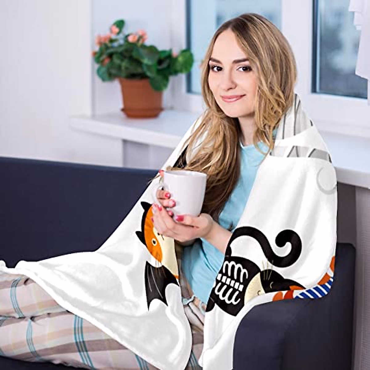 Halloween Monsters Costumes Cats and Dogs Prints Soft Warm Cozy Blanket Throw for Bed Couch Sofa Picnic Camping Beach, 150×100cm