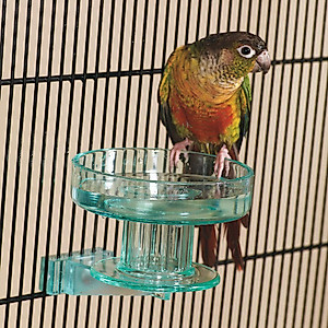 Lixit Quick Lock Bird Cage Bath for Lovebirds, Canaries, Finches, Parakeets, and Cockatiels and Other Small to Medium Feathered Friends (Pack of 1)
