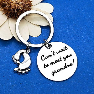 Grandma to Be Pregnancy Announcement Keychain Can't Wait to Meet You Grandma Keyring Baby Birth Announcement Jewelry Gift for Grandparents