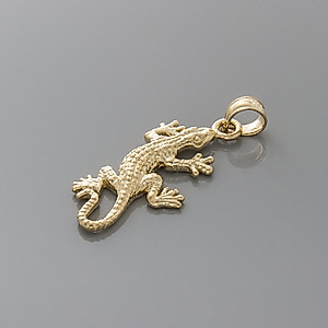 14k Yellow Gold Animal Charm Pendant, 2-D Lizard, Gecko