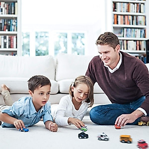 Metal Pull Back Cars, Up Grade 8 Pack Kids Die-cast Alloy Toy Vehicles Friction Powered Toy Monster Trucks Buses for Toddlers & Boys, Pull Back Cars for Aged 3-14 Year Old Children