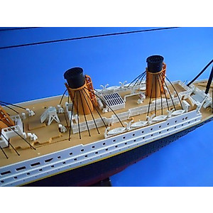 Ready To Run Remote Control RMS Titanic 32" with Lights - White Star Lines - Remote Control Model Cruise Ship - RC Ocean Liner - Model Cruise Ship