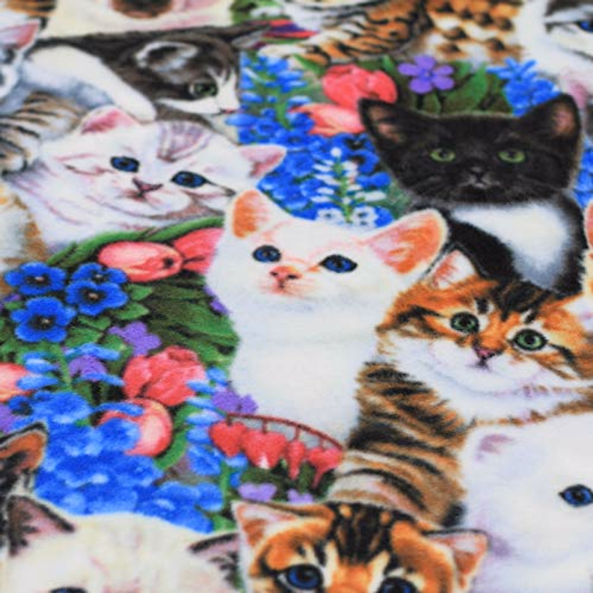 Cats on Cats Anti-Pill Premium No-Sew Throw Fleece Fabric Kit (50x60)