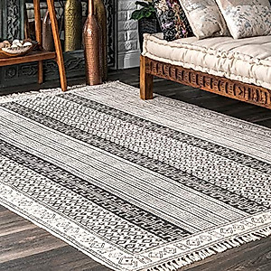 nuLOOM Striped Flatweave Native Area Rug, 5' x 8', Grey