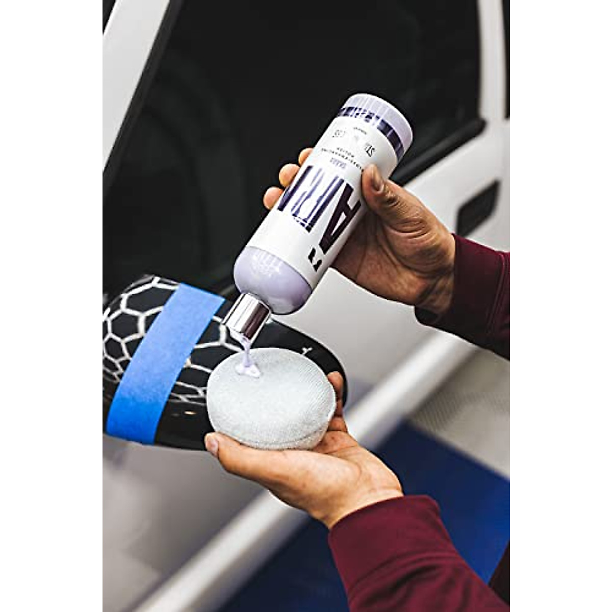 Stjarnagloss - Skara Gloss Enhancing Polish - Versatile, Cleans & Protects, Added Sealant Ingredients, Pre-Wax or Sealant (500 milliliters)