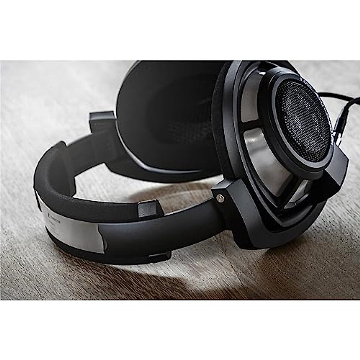 Sennheiser HD 800 S Dynamic Open-Back Stereo Headphones Bundled with iFi Audio Micro iDSD Signature Finale Portable Headphone Amp