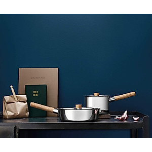 Eva Solo | Nordic Kitchen Suete Pan with Lid | Stainless Steel, Easy Handling & Low Weight | Suitable for all Heat Sources – Including Induction | Easy to Clean