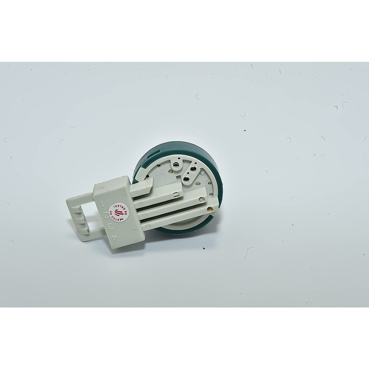 Vespa 643132 OEM Original Ignition Switch Key Primavera Sprint GTS GTS Super GTV Granturismo, Piaggio BV Beverly X9, APRILA Scarabeo 150cc -500cc, 582951, AP8161170, 643132