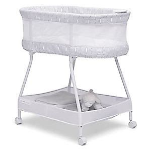 Delta Children Curve Bassinet, White/Grey