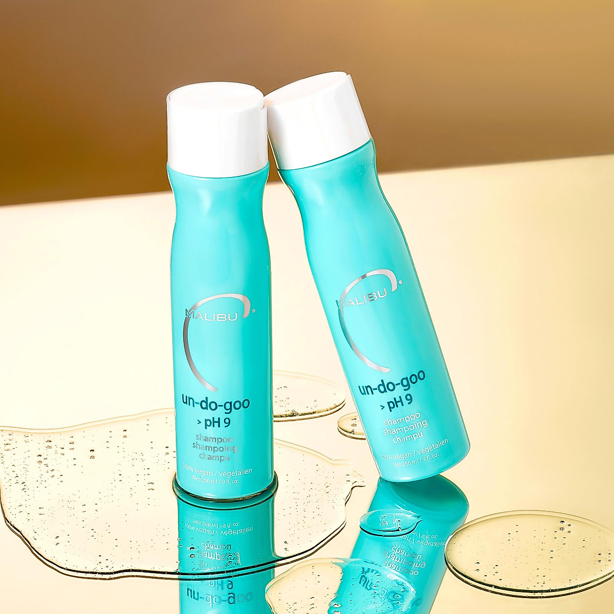 Malibu C Un-Do-Goo Shampoo - Clarifying Shampoo for Build Up - Detoxifying Shampoo for Shiny Hair - Moisturizing Hair Care - Anti Residue + Sulfate Free (9 oz)