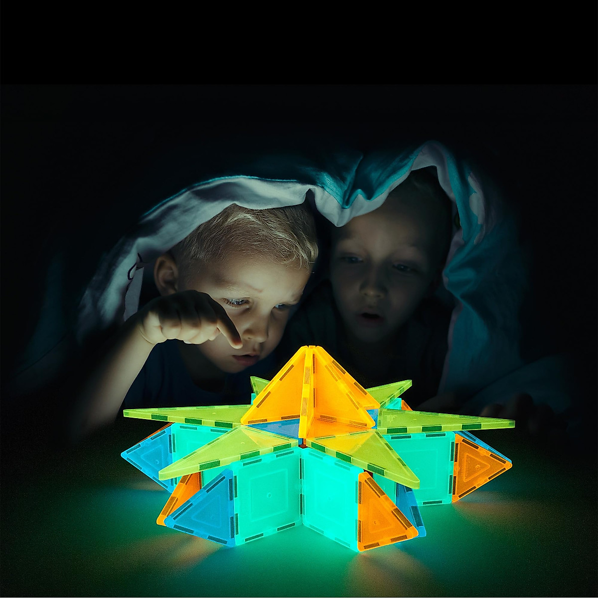 PicassoTiles Kids Toy Building Block Set Glow in The Dark Children Construction Kit Magnet Tiles Magnetic STEM Interlocking Playboard Educational Learning Stacking Blocks Child Brain Development PT60