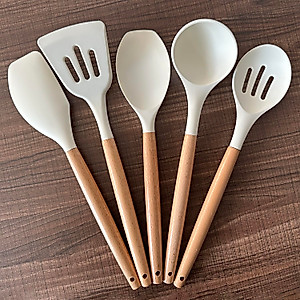 IOCBYHZ Silicone Kitchen Utensils Set of 5, Cooking Utensils Set with Heat Resistant Wooden Handle Non-Stick Silicone Spatula Spoon Turner Ladle Set, BPA FREE Kitchen Gadgets Utensil Set for Cookware