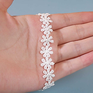 Yheakne Boho Flower Lace Choker Necklace White Lace Tattoo Choker Necklace Daisy Flower Collarbone Necklace Retro 90s Choker Necklace Chain Jewelry for Women and Girls (White)